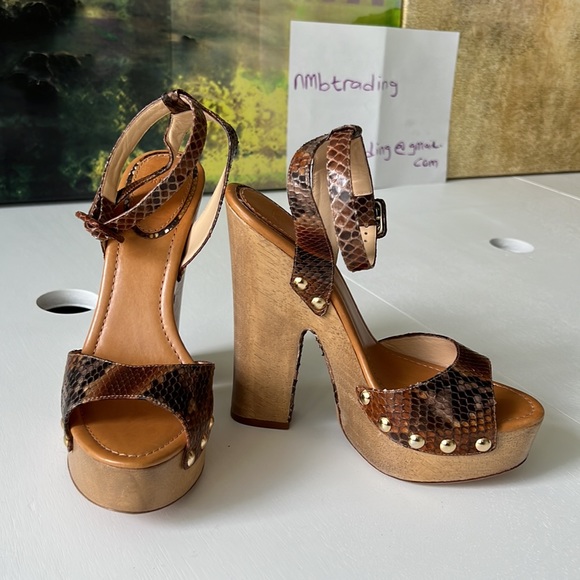 Alexandre Birman | Shoes | Alexandre Birman Crocodile Print Leather ...